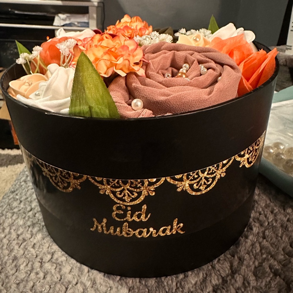 Flower Hijab Box Custom Made - Gem